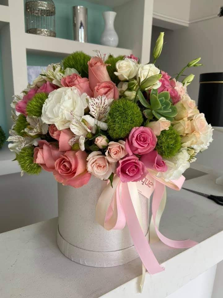 Box de Rosas y Mini Rosas - Miraflowerslima – Tu destino floral de ...